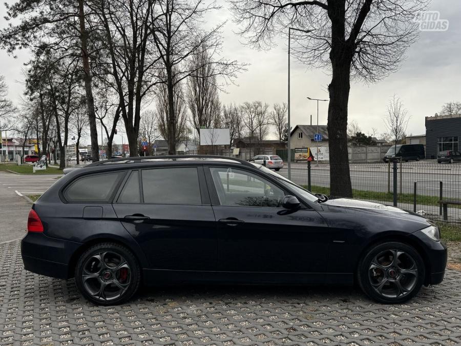 Blue BMW 320 2006 in Panevezys, with an engine capacity of 2.00 L and mileage of 359 thousand km for 2450 €, photo 7 on AUTOMOTO.COM.LV