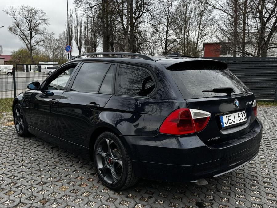 Blue BMW 320 2006 in Panevezys, with an engine capacity of 2.00 L and mileage of 359 thousand km for 2450 €, photo 9 on AUTOMOTO.COM.LV