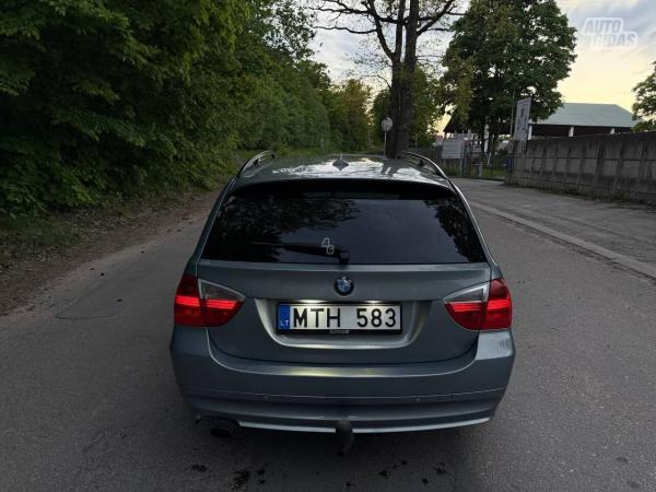 Blue BMW 320 2006 in Alytus, with an engine capacity of 2.00 L and mileage of 382 thousand km for 3450 €, photo 4 on AUTOMOTO.COM.LV