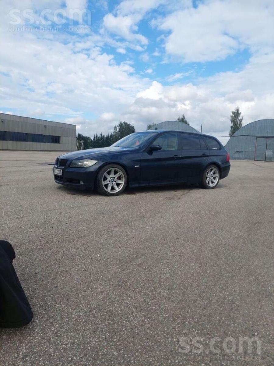 Zils BMW 320 2006 Rīga, ar dzinēja tilpumu 2.00 L un nobraukumu 374 tūkst. km par 3300 €, foto 12 vietnē AUTOMOTO.COM.LV