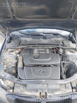 Zils BMW 320 2006 Rīga, ar dzinēja tilpumu 2.00 L un nobraukumu 374 tūkst. km par 3300 €, foto 23 vietnē AUTOMOTO.COM.LV