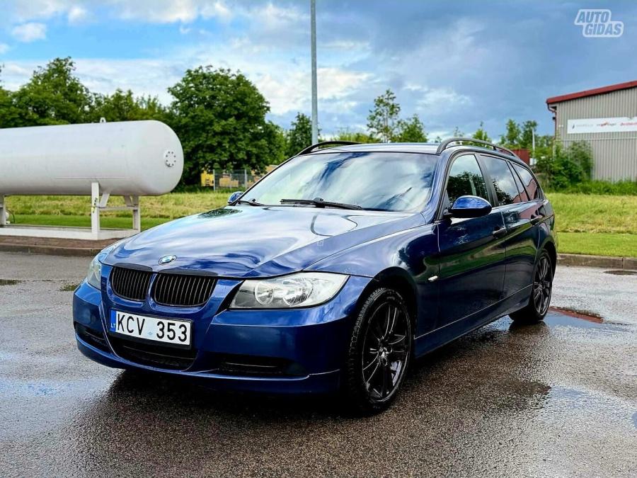 Blue BMW 320 2006 in Kaunas, with an engine capacity of 2.00 L and mileage of 367 thousand km for 2650 €, photo 3 on AUTOMOTO.COM.LV