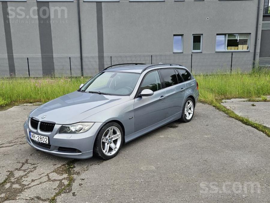 Blue BMW 320 2006 in Riga, with an engine capacity of 2.00 L and mileage of 361 thousand km for 3700 €, photo 4 on AUTOMOTO.COM.LV