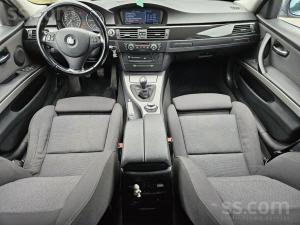 Blue BMW 320 2006 in Riga, with an engine capacity of 2.00 L and mileage of 361 thousand km for 3700 €, photo 10 on AUTOMOTO.COM.LV