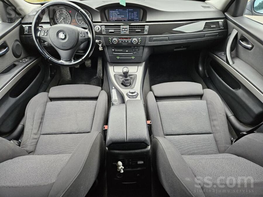 Blue BMW 320 2006 in Riga, with an engine capacity of 2.00 L and mileage of 361 thousand km for 3700 €, photo 10 on AUTOMOTO.COM.LV