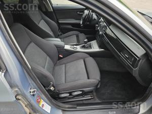 Blue BMW 320 2006 in Riga, with an engine capacity of 2.00 L and mileage of 361 thousand km for 3700 €, photo 11 on AUTOMOTO.COM.LV