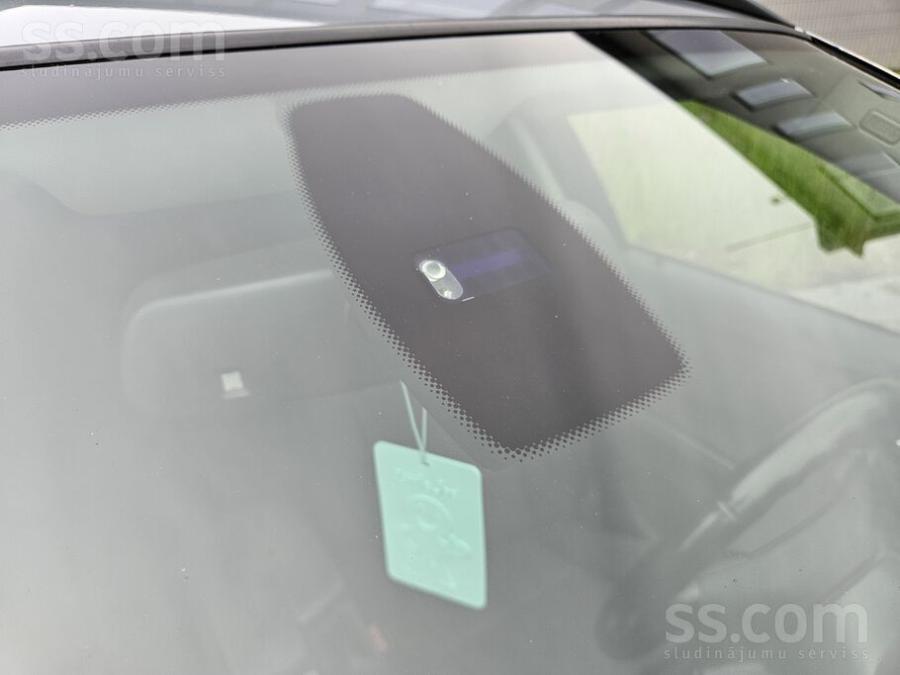 Blue BMW 320 2006 in Riga, with an engine capacity of 2.00 L and mileage of 361 thousand km for 3700 €, photo 17 on AUTOMOTO.COM.LV