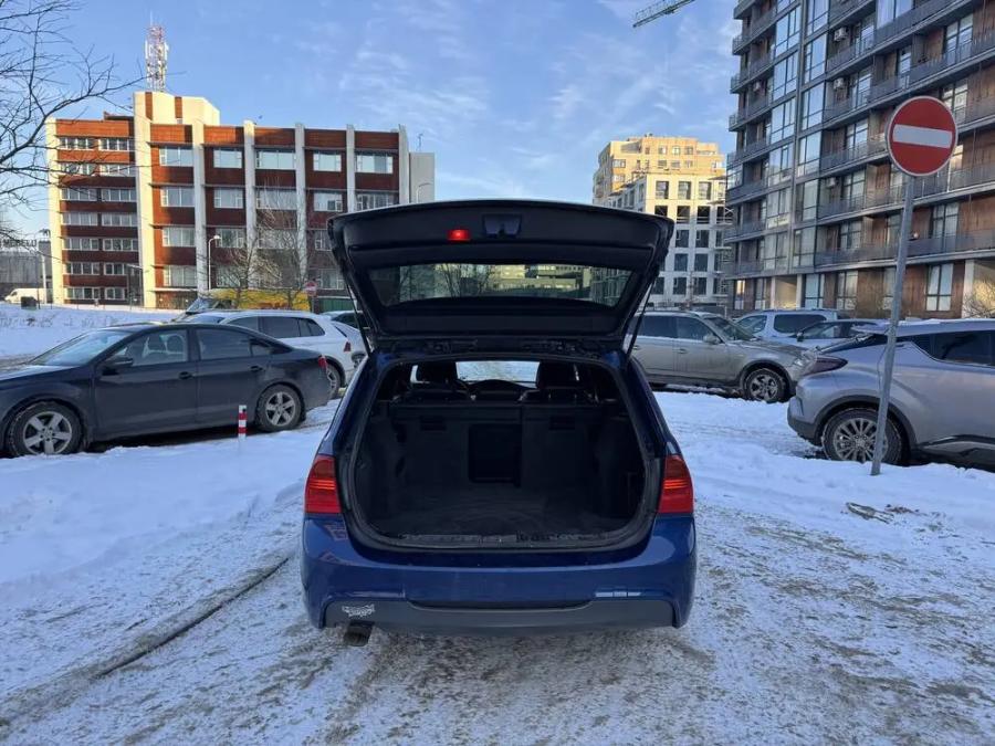 Zils BMW 320 2006 Rīga, ar dzinēja tilpumu 2.00 L un nobraukumu 324 tūkst. km par 5990 €, foto 6 vietnē AUTOMOTO.COM.LV