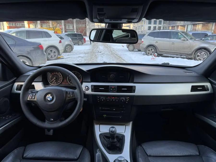 Zils BMW 320 2006 Rīga, ar dzinēja tilpumu 2.00 L un nobraukumu 324 tūkst. km par 5990 €, foto 9 vietnē AUTOMOTO.COM.LV