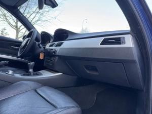 Zils BMW 320 2006 Rīga, ar dzinēja tilpumu 2.00 L un nobraukumu 324 tūkst. km par 5990 €, foto 10 vietnē AUTOMOTO.COM.LV