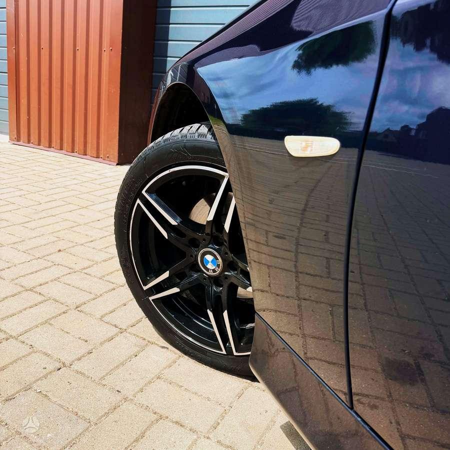 Blue BMW 320 2006 in Kaisiadorys, with an engine capacity of 2.00 L and mileage of 327 thousand km for 3550 €, photo 13 on AUTOMOTO.COM.LV