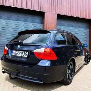 Blue BMW 320 2006 in Kaisiadorys, with an engine capacity of 2.00 L and mileage of 327 thousand km for 3550 €, photo 15 on AUTOMOTO.COM.LV