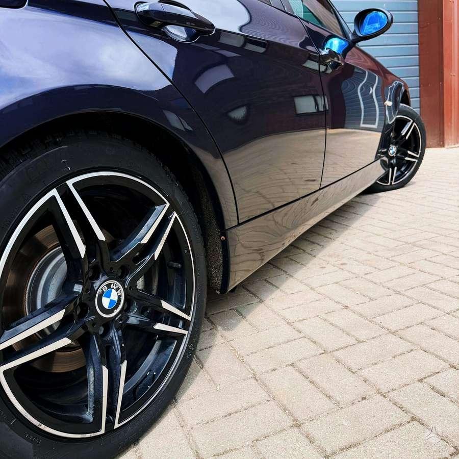 Blue BMW 320 2006 in Kaisiadorys, with an engine capacity of 2.00 L and mileage of 327 thousand km for 3550 €, photo 23 on AUTOMOTO.COM.LV