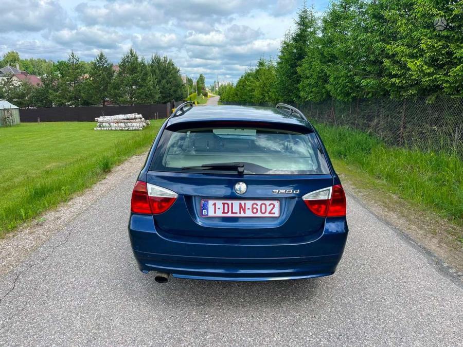 Blue BMW 320 2006 in Utena, with an engine capacity of 2.00 L and mileage of 207 thousand km for 2950 €, photo 9 on AUTOMOTO.COM.LV