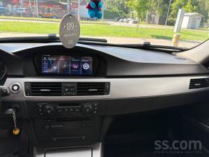 Blue BMW 320 2006 in Riga, with an engine capacity of 2.00 L and mileage of 283 thousand km for 2600 €, photo 8 on AUTOMOTO.COM.LV
