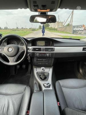 Blue BMW 320 2006 in Vilkaviskis, with an engine capacity of 2.00 L and mileage of 430 thousand km for 2850 €, photo 9 on AUTOMOTO.COM.LV