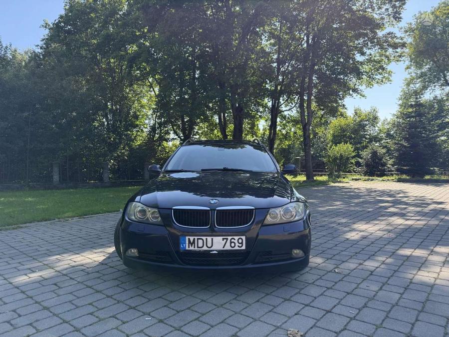 Синий БМВ 320 2006 в Вильнюс, объемом двигателя 2.00 л и пробегом 385 тыс. км за 2500 €, фото 3 на AUTOMOTO.COM.LV