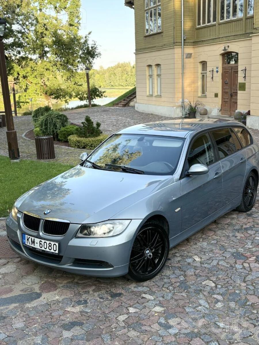 Zils BMW 320 2006 Kuldīga, ar dzinēja tilpumu 2.00 L un nobraukumu 278 tūkst. km par 2600 €, foto 13 vietnē AUTOMOTO.COM.LV