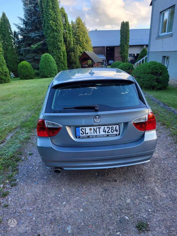 Blue BMW 320 2006 in Marijampole, with an engine capacity of 2.00 L and mileage of 369 thousand km for 2499 €, photo 5 on AUTOMOTO.COM.LV