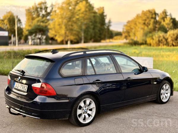 Blue BMW 320 2006 in Ogre, with an engine capacity of 2.00 L and mileage of 223 thousand km for 2850 €, photo 4 on AUTOMOTO.COM.LV