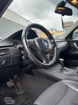 Blue BMW 320 2006 in Kaunas, with an engine capacity of 2.00 L and mileage of 401 thousand km for 3500 €, photo 13 on AUTOMOTO.COM.LV