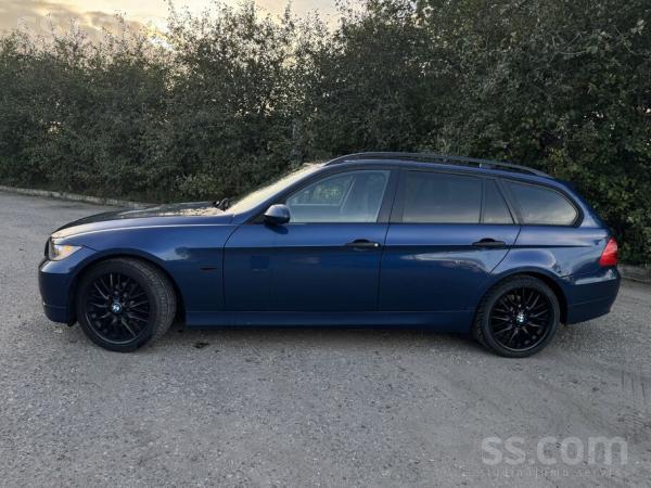 Zils BMW 320 2006 Daugavpils, ar dzinēja tilpumu 2.00 L un nobraukumu 312 tūkst. km par 3200 €, foto 4 vietnē AUTOMOTO.COM.LV