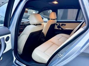 Blue BMW 320 2006 in Kaunas, with an engine capacity of 0.00 L and mileage of 293 thousand km for 4200 €, photo 9 on AUTOMOTO.COM.LV
