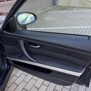 Blue BMW 320 2006 in Kaisiadorys, with an engine capacity of 2.00 L and mileage of 460 thousand km for 1950 €, photo 18 on AUTOMOTO.COM.LV