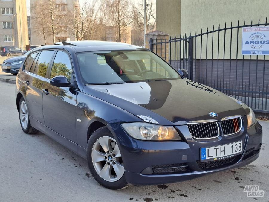 Blue BMW 320 2007 in Silute, with an engine capacity of 2.00 L and mileage of 321 thousand km for 2650 €, photo 3 on AUTOMOTO.COM.LV