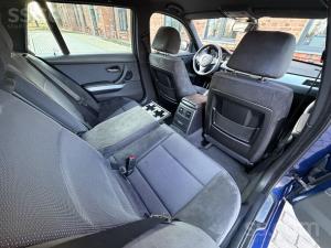 Blue BMW 320 2007 in Riga, with an engine capacity of 2.00 L and mileage of 266 thousand km for 5390 €, photo 13 on AUTOMOTO.COM.LV