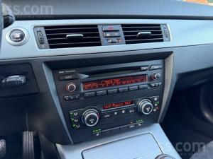Blue BMW 320 2007 in Riga, with an engine capacity of 2.00 L and mileage of 266 thousand km for 5390 €, photo 24 on AUTOMOTO.COM.LV
