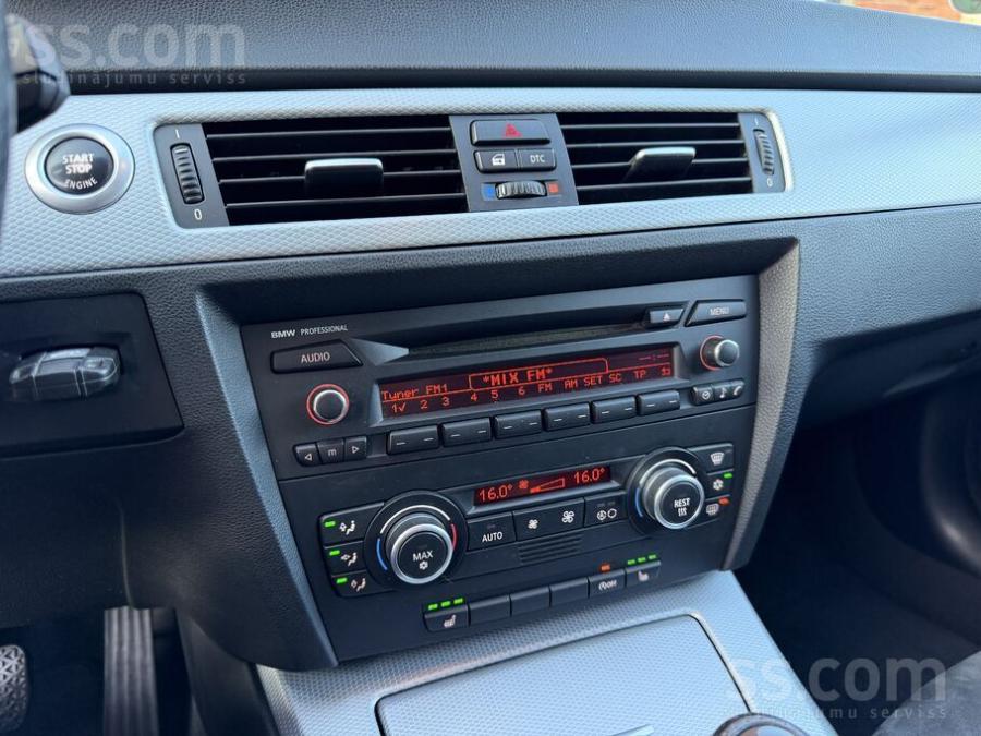 Blue BMW 320 2007 in Riga, with an engine capacity of 2.00 L and mileage of 266 thousand km for 5390 €, photo 24 on AUTOMOTO.COM.LV
