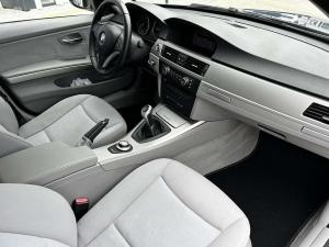 Zils BMW 320 2007 Viļņa, ar dzinēja tilpumu 2.00 L un nobraukumu 321 tūkst. km par 3090 €, foto 12 vietnē AUTOMOTO.COM.LV