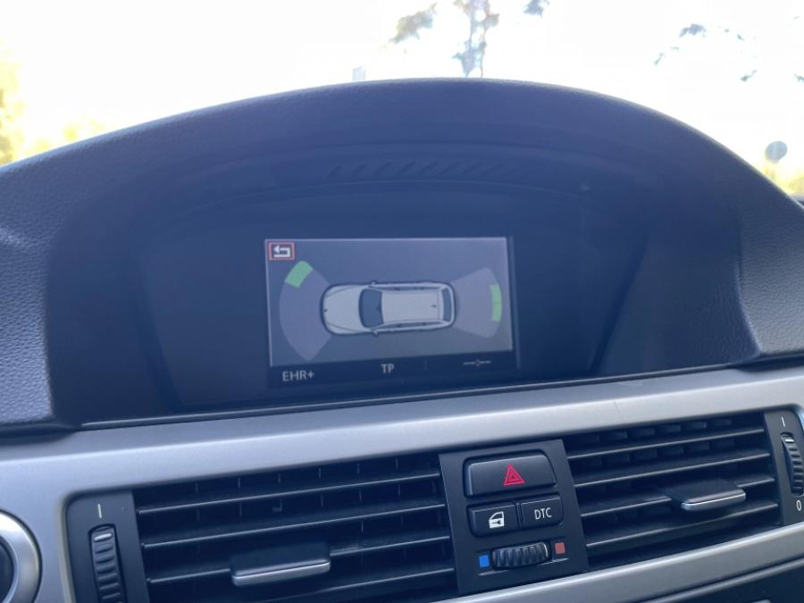 Zils BMW 320 2007 Rīga, ar dzinēja tilpumu 2.00 L un nobraukumu 238 tūkst. km par 3950 €, foto 12 vietnē AUTOMOTO.COM.LV