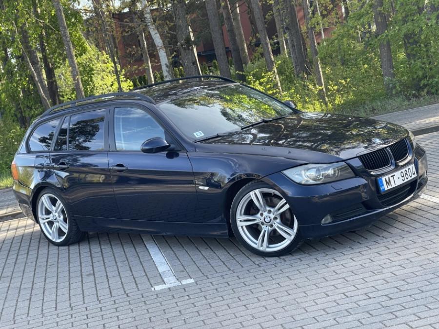Zils BMW 320 2007 Rīga, ar dzinēja tilpumu 2.00 L un nobraukumu 238 tūkst. km par 3950 €, foto 15 vietnē AUTOMOTO.COM.LV