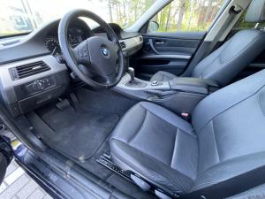 Zils BMW 320 2007 Rīga, ar dzinēja tilpumu 2.00 L un nobraukumu 238 tūkst. km par 3950 €, foto 17 vietnē AUTOMOTO.COM.LV