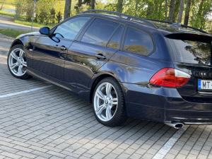 Zils BMW 320 2007 Rīga, ar dzinēja tilpumu 2.00 L un nobraukumu 238 tūkst. km par 3950 €, foto 32 vietnē AUTOMOTO.COM.LV