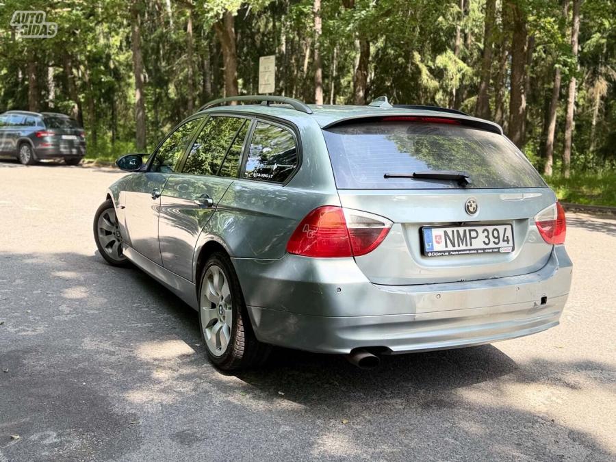 Синий БМВ 320 2007 в Каунас, объемом двигателя 2.00 л и пробегом 350 тыс. км за 1850 €, фото 7 на AUTOMOTO.COM.LV