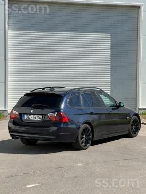 Blue BMW 320 2007 in Riga, with an engine capacity of 2.00 L and mileage of 393 thousand km for 3500 €, photo 3 on AUTOMOTO.COM.LV