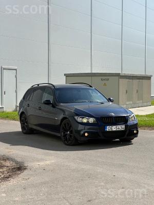 Blue BMW 320 2007 in Riga, with an engine capacity of 2.00 L and mileage of 393 thousand km for 3500 €, photo 4 on AUTOMOTO.COM.LV