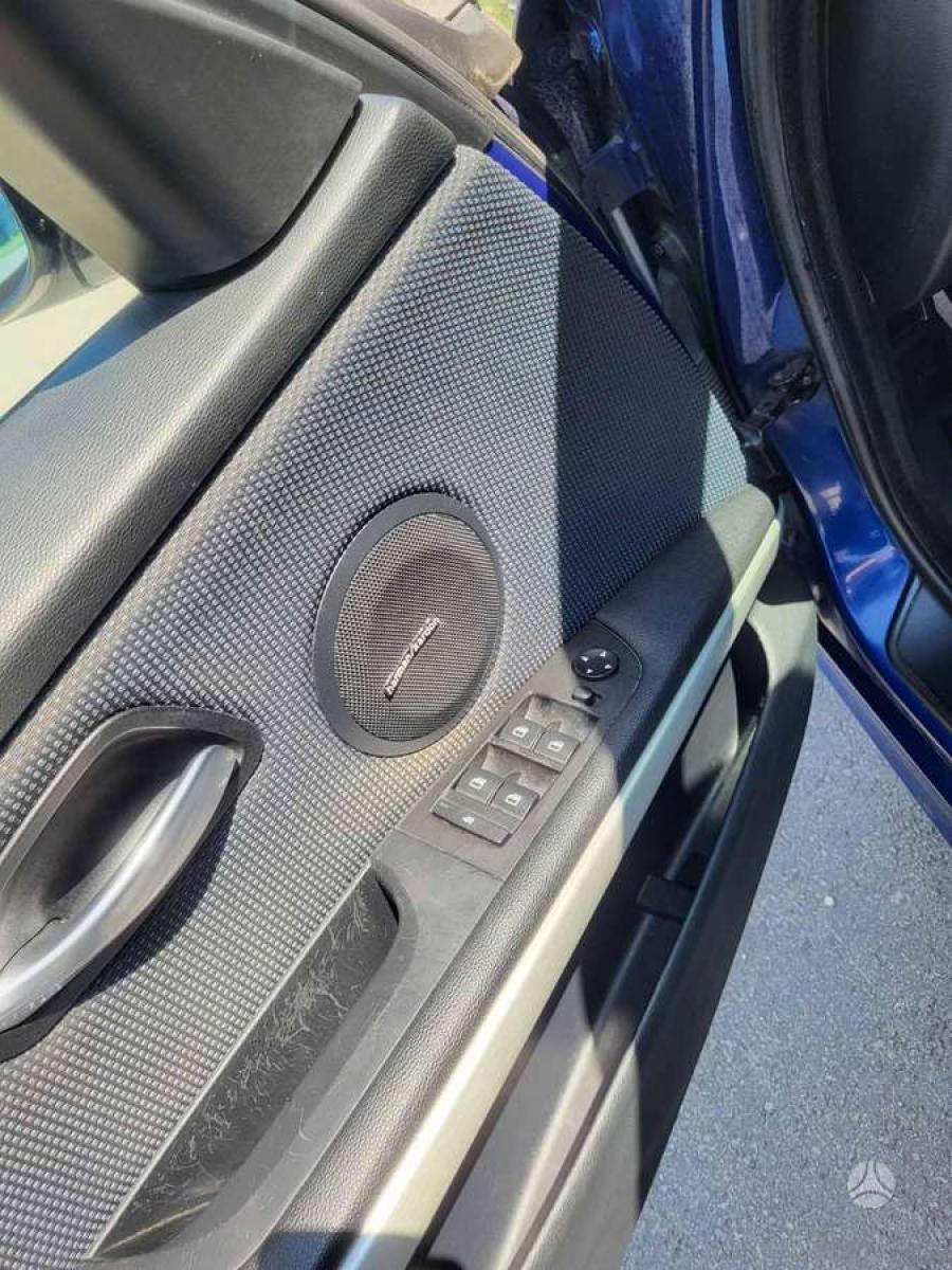 Blue BMW 320 2007 in Kaunas, with an engine capacity of 2.00 L and mileage of 320 thousand km for 3750 €, photo 12 on AUTOMOTO.COM.LV