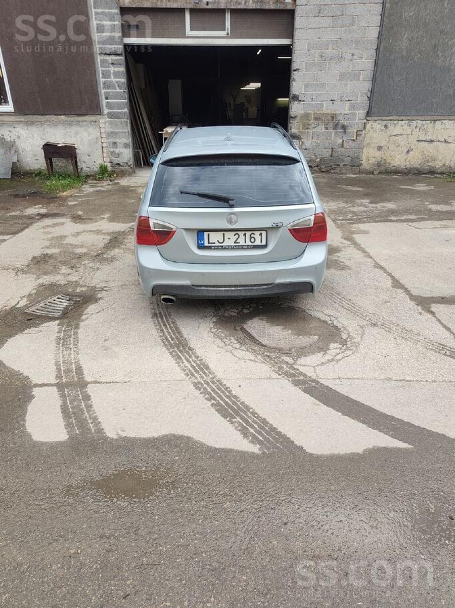 Blue BMW 320 2007 in Ogre, with an engine capacity of 2.00 L and mileage of 488 thousand km for 3499 €, photo 5 on AUTOMOTO.COM.LV
