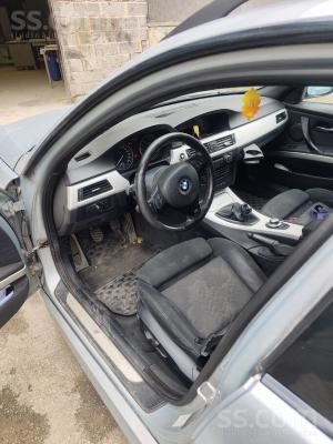 Blue BMW 320 2007 in Ogre, with an engine capacity of 2.00 L and mileage of 488 thousand km for 3499 €, photo 7 on AUTOMOTO.COM.LV
