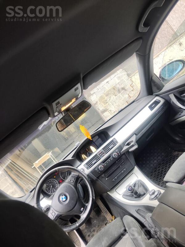 Blue BMW 320 2007 in Ogre, with an engine capacity of 2.00 L and mileage of 488 thousand km for 3499 €, photo 8 on AUTOMOTO.COM.LV