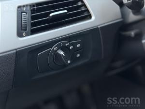 Zils BMW 320 2007 Jelgava, ar dzinēja tilpumu 2.00 L un nobraukumu 337 tūkst. km par 5550 €, foto 14 vietnē AUTOMOTO.COM.LV