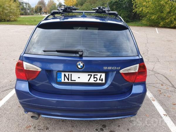 Zils BMW 320 2007 Saldus, ar dzinēja tilpumu 2.00 L un nobraukumu 342 tūkst. km par 5500 €, foto 8 vietnē AUTOMOTO.COM.LV