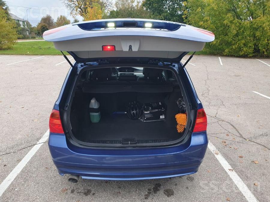Zils BMW 320 2007 Saldus, ar dzinēja tilpumu 2.00 L un nobraukumu 342 tūkst. km par 5500 €, foto 19 vietnē AUTOMOTO.COM.LV