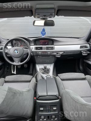 Blue BMW 320 2008 in Balvi, with an engine capacity of 2.00 L and mileage of 309 thousand km for 18200 €, photo 17 on AUTOMOTO.COM.LV