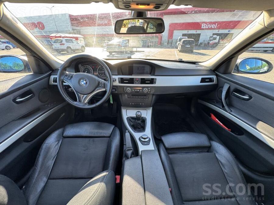 Blue BMW 320 2008 in Riga, with an engine capacity of 2.00 L and mileage of 387 thousand km for 3200 €, photo 13 on AUTOMOTO.COM.LV