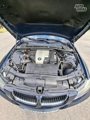 Blue BMW 320 2008 in Kaunas, with an engine capacity of 2.00 L and mileage of 281 thousand km for 2800 €, photo 13 on AUTOMOTO.COM.LV
